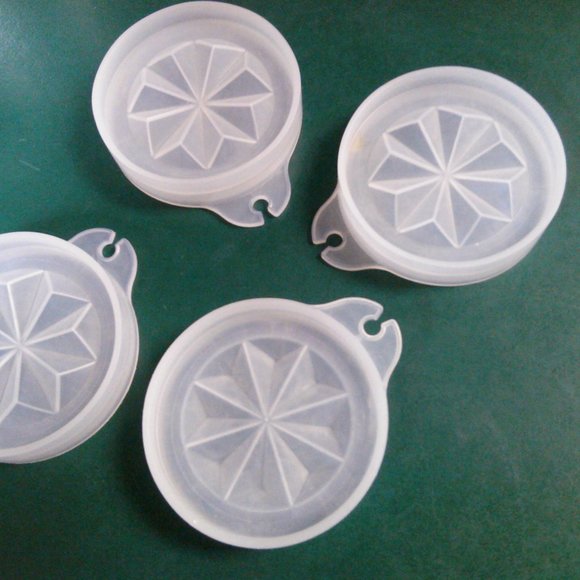 Tupperware | Dining | Tupperware Star Caps Lids 4 | Poshmark